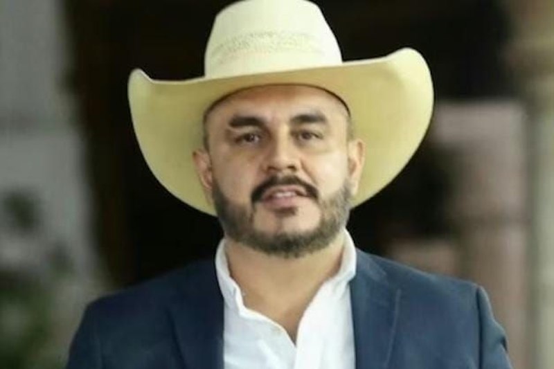 Encuentran vehículo y pertenencias de Alejandro Correa